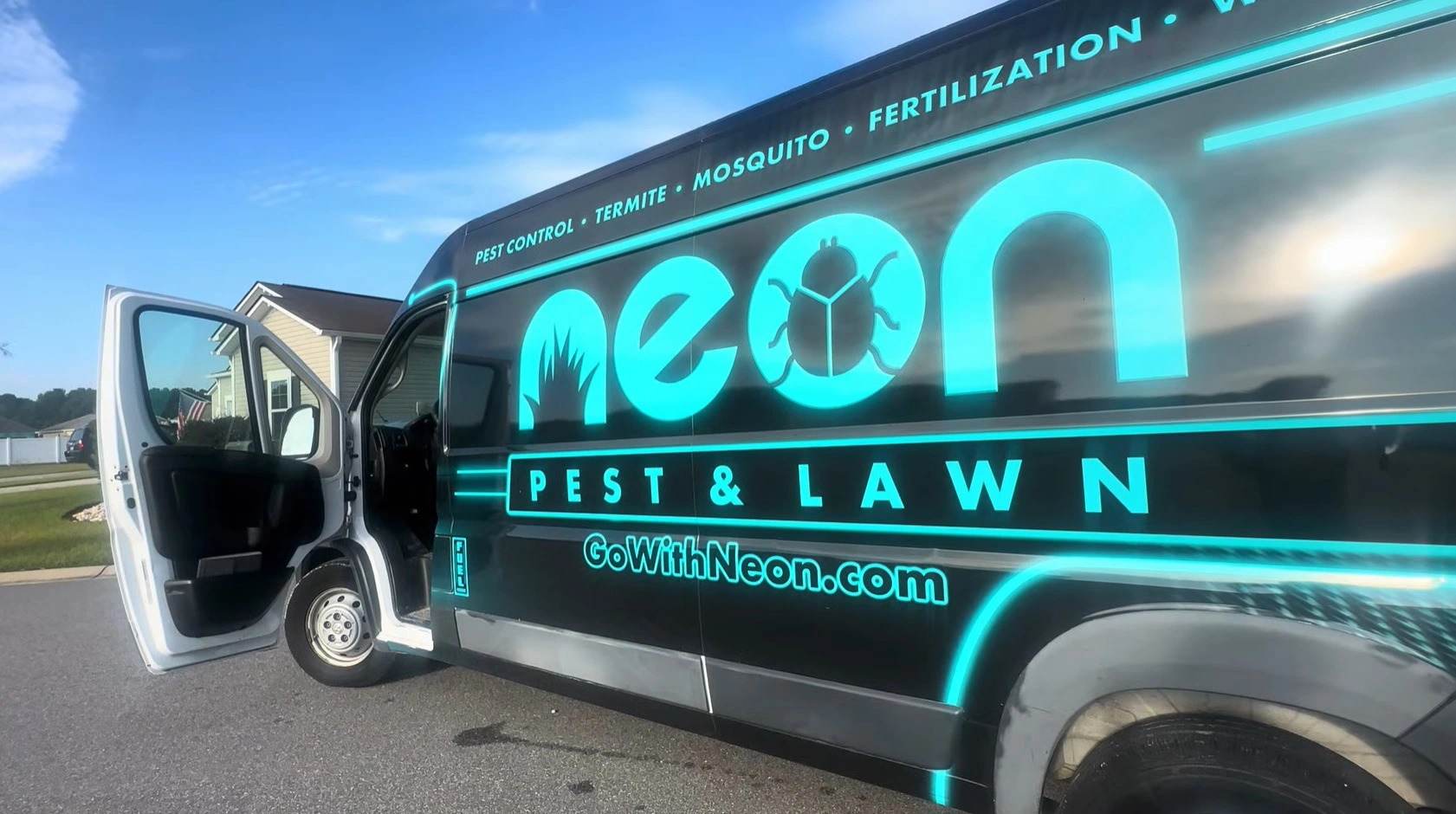 Local Pest Control & Lawn Care Company | Neon Pest & Lawn